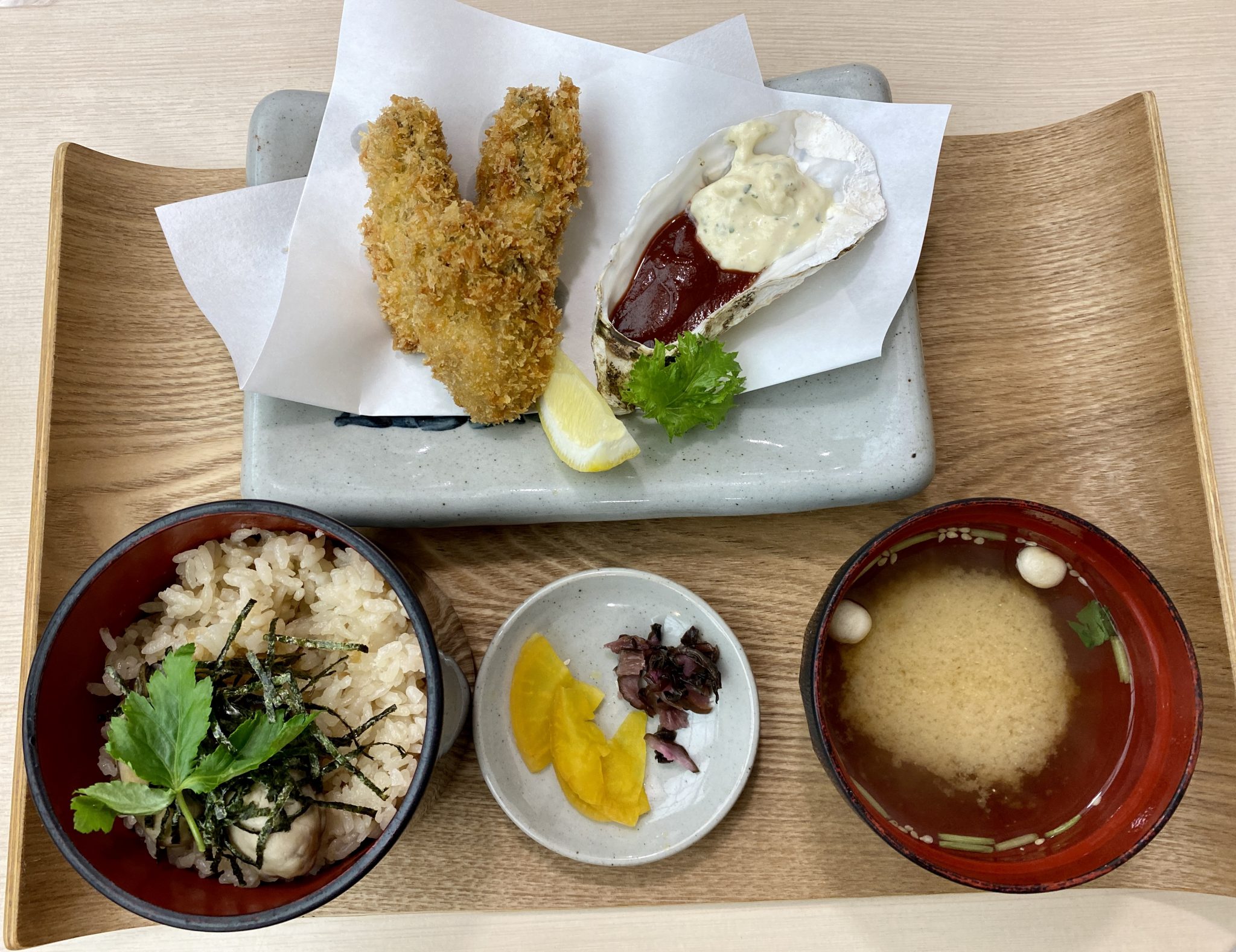 Best Food to Eat on Itsukushima Island (Miyajima) – Maris Around the World