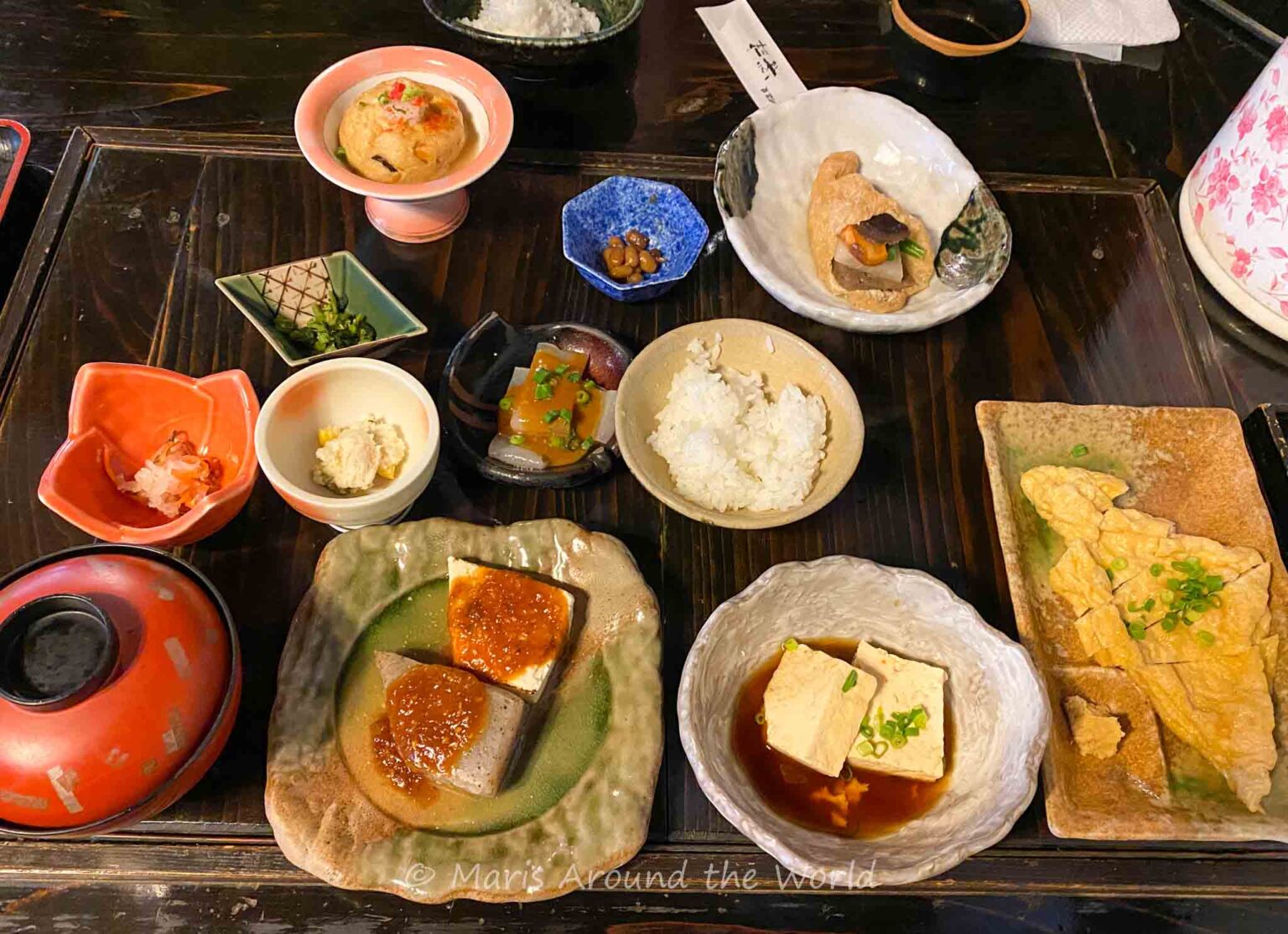 Kurokawa Onsen Village: Onsen Hopping and Overnight Stay – Maris Around ...